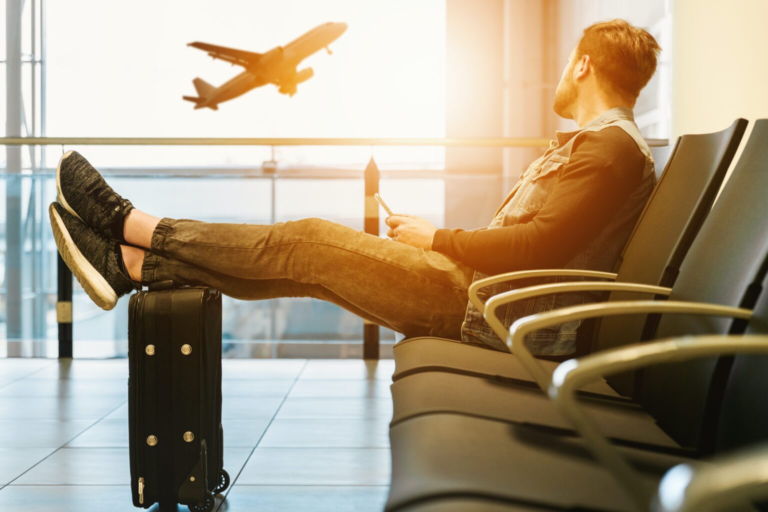 Traveler’s Checks: Remitly's 2025 Guide