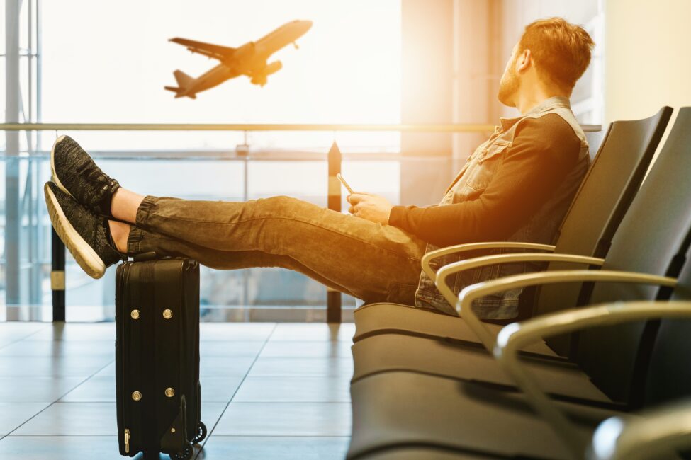Traveler’s Checks: Remitly's 2025 Guide