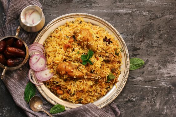 Comidas do Ramadã: explore as tradições culinárias pelo mundo