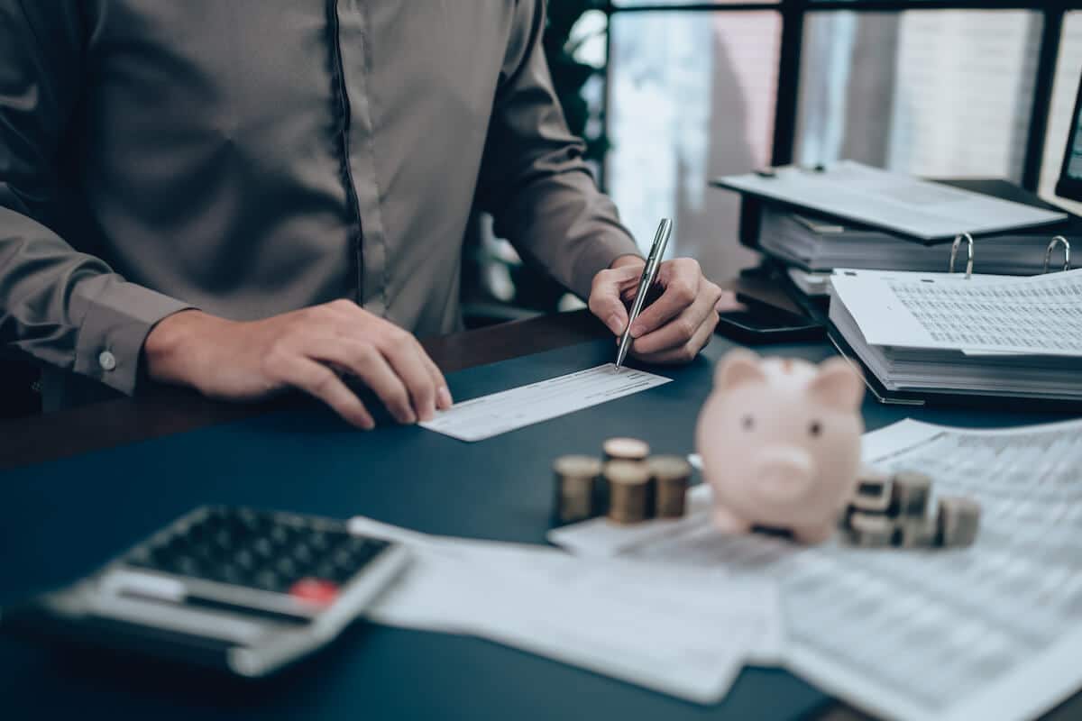 Where to Get a Cashier's Check Without a Bank Account? Quick Guide ...