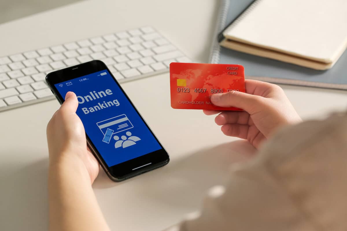Electronic Funds Transfer Guide: What Is EFT Payment?