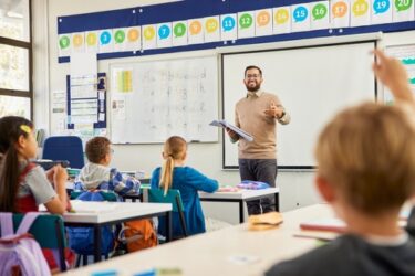 Teacher Pay in Scotland: Your 2026 Salary Guide | Remitly