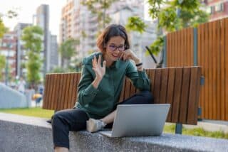 Guide to Canadian Politeness and Social Norms - Beyond Borders