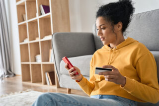 Direct Debit vs Standing Order: Key Differences Explained | Remitly