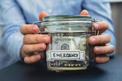 The Perfect Words: What to Write When Sending Money as a Gift | Remitly